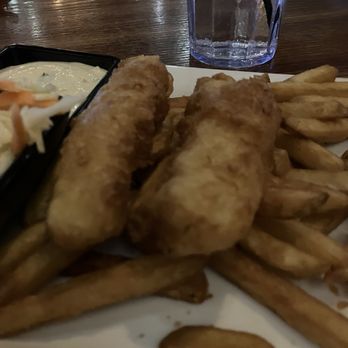 TAP HOUSE GRILL - Updated September 2025 - 264 Photos & 457 Reviews ...