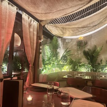 TÁN - Updated May 2025 - 705 Photos & 212 Reviews - 209 E 49th St, New ...