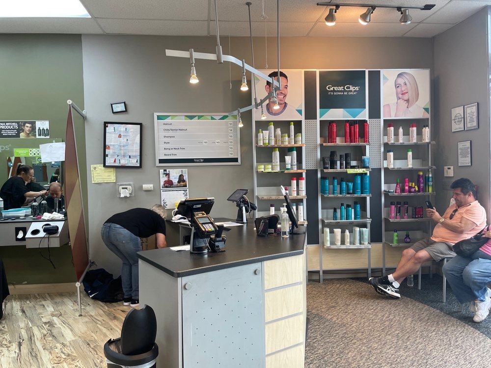 GREAT CLIPS - Updated June 2026 - 13 Photos & 32 Reviews - 4707 US Hwy ...