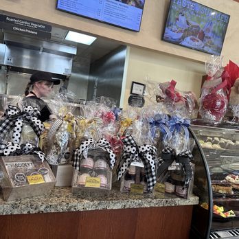 KNEADERS BAKERY & CAFE - Updated December 2025 - 122 Photos & 223 ...