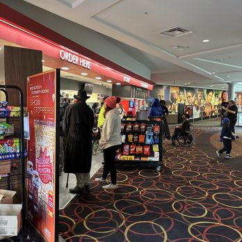 AMC WARD PARKWAY 14 - Updated December 2025 - 63 Photos & 168 Reviews ...