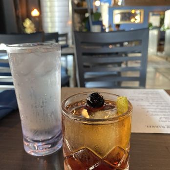 FLOUR & BARREL - Updated July 2025 - 100 Photos & 57 Reviews - 400 W ...