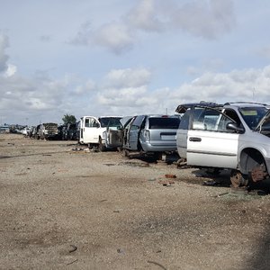 U PICK AUTO PARTS - Updated June 2025 - 13 Photos - 8100 NW 74th St ...