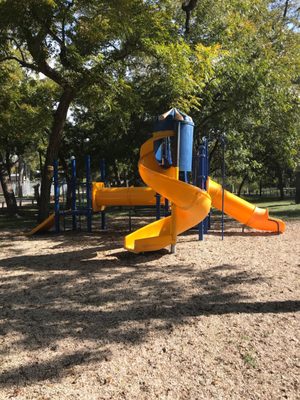 COMANCHE PARK - Updated January 2026 - 17 Photos - 2618 Rigsby Ave, San ...