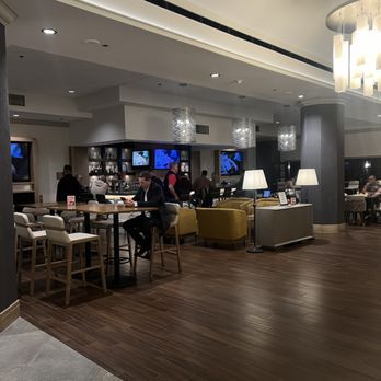 DOUBLETREE BY HILTON HOTEL MODESTO - Updated March 2025 - 471 Photos ...