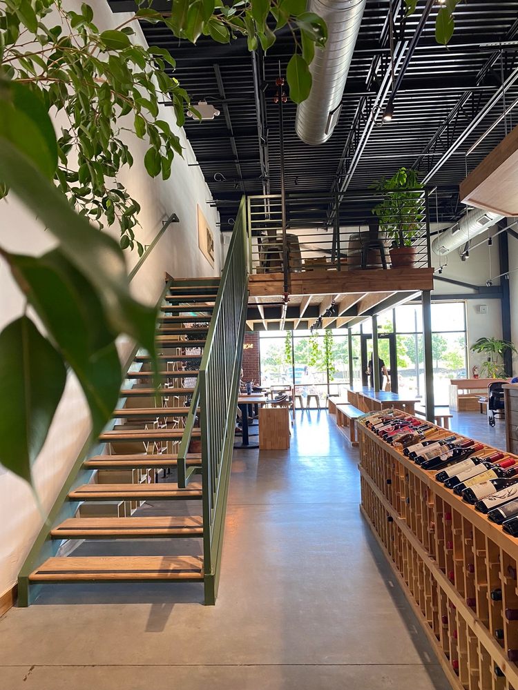 CHILL COFFEE AND WINE BAR - 267 Photos & 71 Reviews - 3990 N Collins St ...