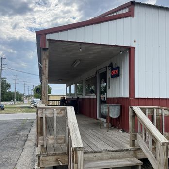 BACKROADS BBQ - Updated December 2025 - 28 Photos & 24 Reviews - 204 12th Ave, Ava, Missouri ...