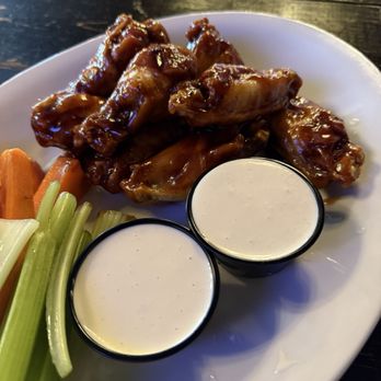 THE CROSSROADS BAR & GRILL - Updated December 2025 - 174 Photos & 343 ...