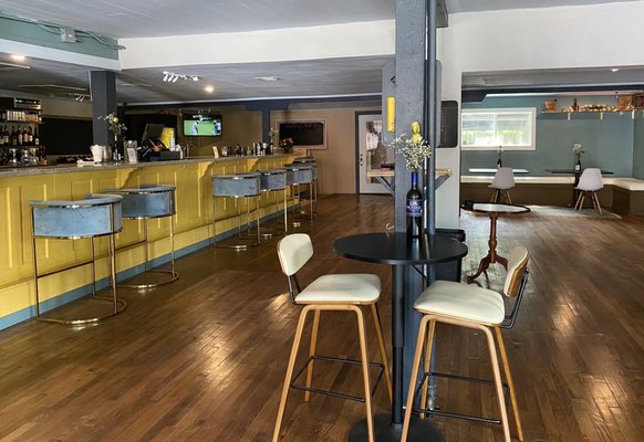 THE POST BEER AND WINE GARDEN - 58 Photos & 61 Reviews - 6417 N Main St ...