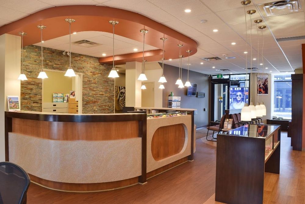 CONROY OPTOMETRIC CENTRE - Updated January 2026 - 2310 Saint Laurent ...