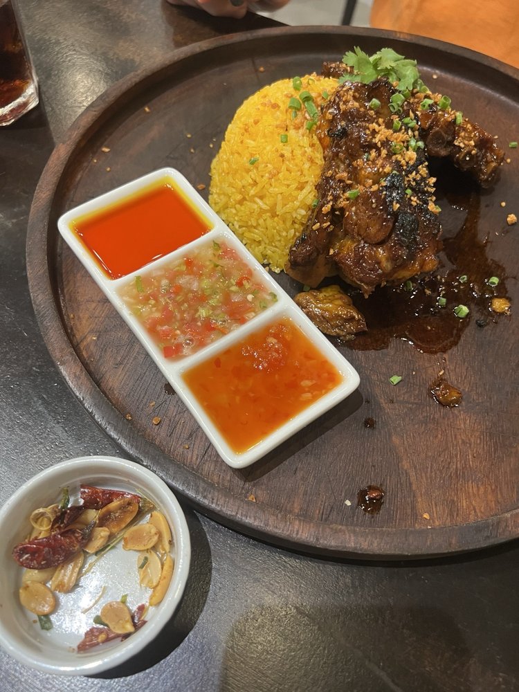 DOON THAI AND ASIAN CUISINE - Updated September 2025 - 936 Dolores ...