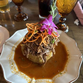 ISLA CUBAN-LATÍN KITCHEN & RUM BAR - Updated June 2024 - 3150 Photos ...