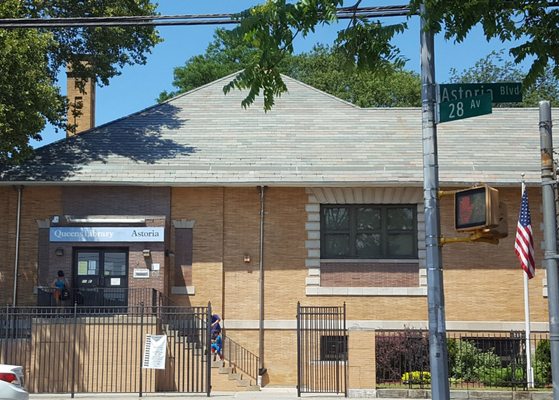 QUEENS PUBLIC LIBRARY - ASTORIA - Updated October 2025 - 11 Reviews ...