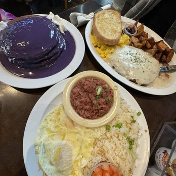 LUDI’S RESTAURANT & LOUNGE - Updated November 2024 - 936 Photos & 398 ...