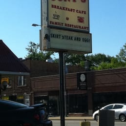 TONY’S BREAKFAST CAFE AND FAMILY RESTAURANT - Updated January 2026 ...