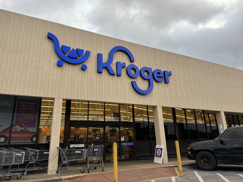 KROGER - Updated October 2025 - 35 Photos & 56 Reviews - 239 W 20th St ...