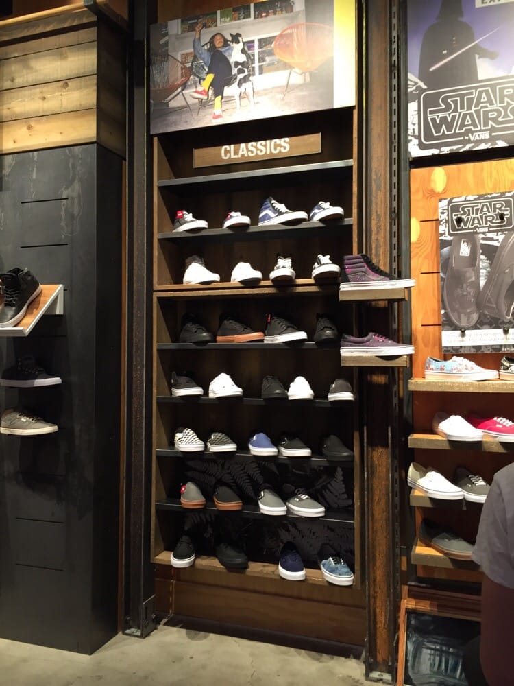 VANS SHOES - Updated April 2026 - 10 Photos & 20 Reviews - 27000 Crown ...