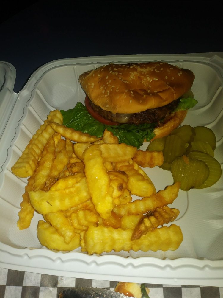 CLUB 205 - Updated July 2024 - 14 Photos & 82 Reviews - 9939 SE Stark ...