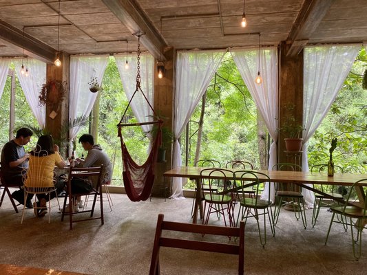 BURROW CAFE - Updated January 2025 - 24 Photos - Beverly Hills Drive ...