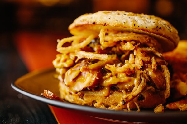 MOTOR BAR & RESTAURANT - 459 Photos & 203 Reviews - 400 W Canal St ...