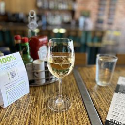 POUR BROTHERS COMMUNITY TAVERN - Updated July 2025 - 117 Photos & 105 ...