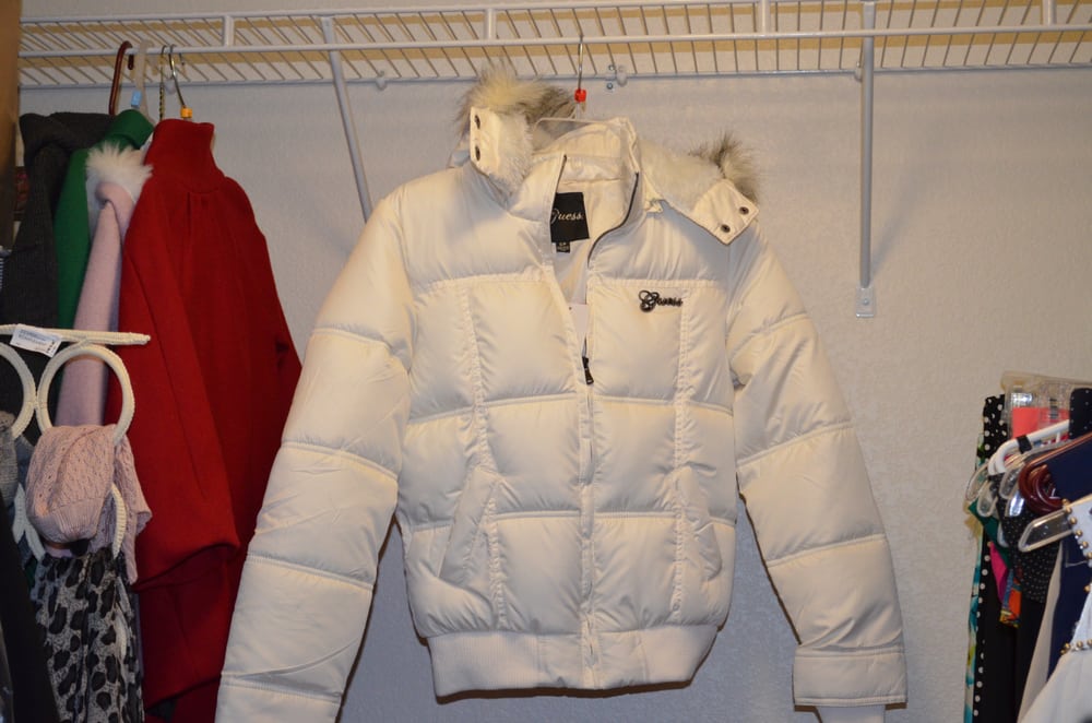 GUESS FACTORY OUTLET - Updated March 2025 - 34 Reviews - 13000 Folsom ...