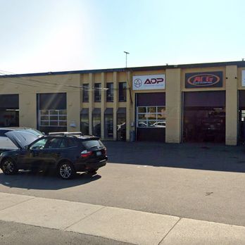 LYONS AUTO BODY - Updated December 2025 - 74 Photos & 39 Reviews - 1020 ...