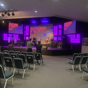 LIFE LINK CHURCH - Updated August 2025 - 16 Photos - 725 W Warner Rd ...