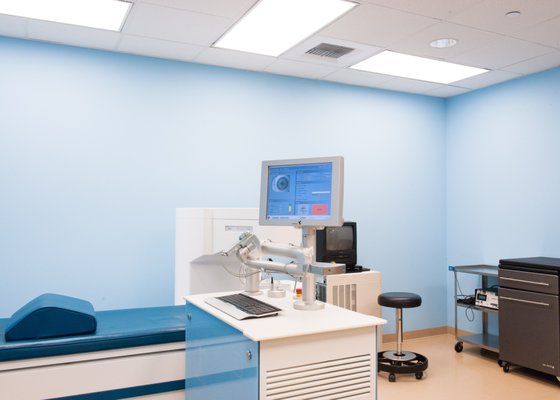 CLEAR ADVANTAGE VISION CORRECTION CENTER - Updated September 2025 - 12 ...