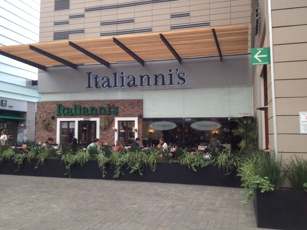 ITALIANNI’S - Calzada Acoxpa 430, México, D.F., Mexico - Italian ...