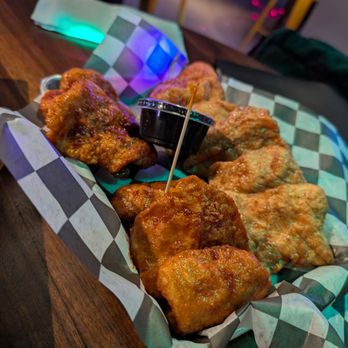 ECHO BOX - Updated December 2025 - 63 Photos & 35 Reviews - 1633 Q St ...