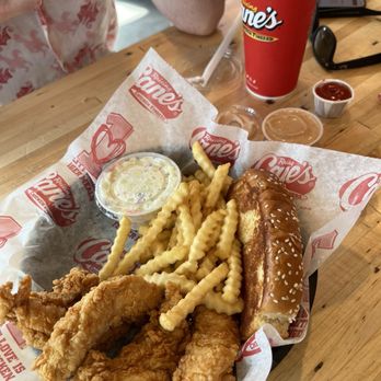 RAISING CANE’S CHICKEN FINGERS - Updated November 2025 - 173 Photos ...