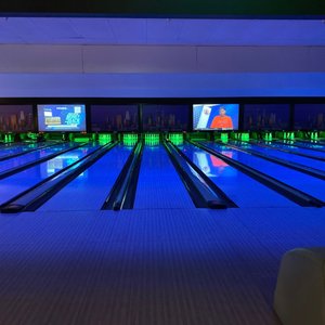 CONCOURSE BOWLING CENTER - 257 Photos & 483 Reviews - Bowling - 3364 E ...