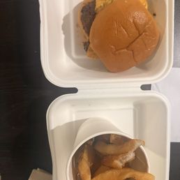 SLAP BURGER - Updated April 2025 - 48 Photos & 36 Reviews - 127 Crooks ...