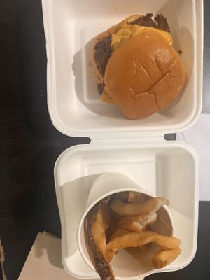 SLAP BURGER - Updated April 2025 - 48 Photos & 36 Reviews - 127 Crooks ...