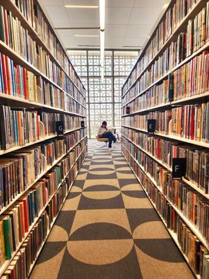 WHITTIER CENTRAL LIBRARY - Updated December 2025 - 82 Photos & 51 ...