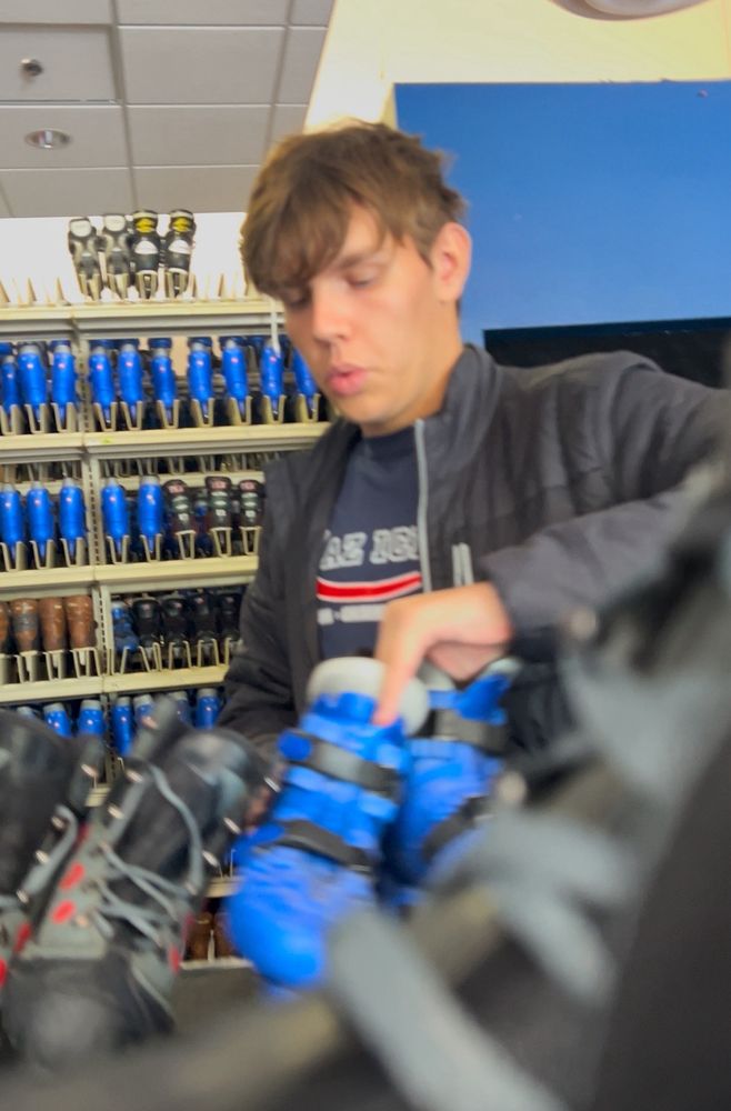 AZ ICE - GILBERT - Updated July 2025 - 57 Photos & 90 Reviews - 2305 E ...