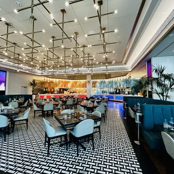 GORDON RAMSAY HELL’S KITCHEN - Updated November 2024 - 1865 Photos ...