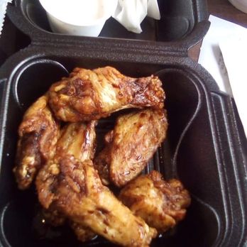 WINGS TOWN - Updated December 2025 - 88 Photos & 22 Reviews - 1805 E ...