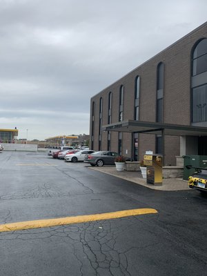 INSUREMAX - Updated October 2025 - 10 Photos - 7667 W 95th St, Hickory ...