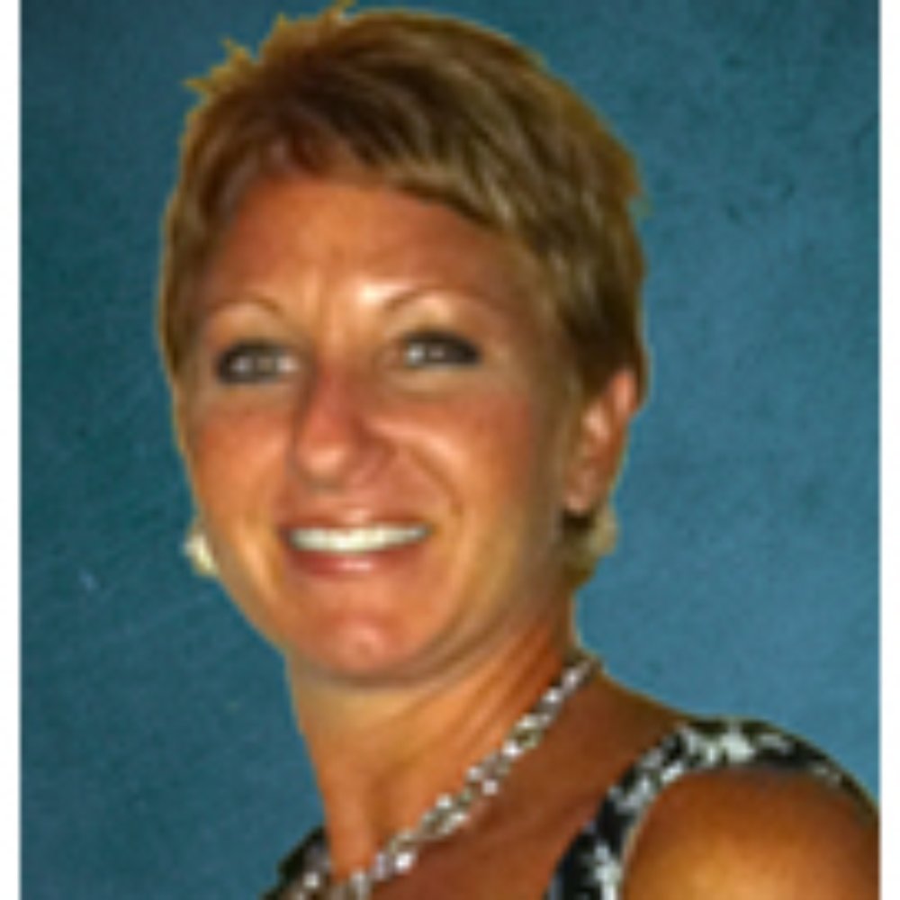 Lori Serra's Instagram, Twitter & Facebook on IDCrawl