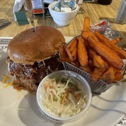 211 BAR & GRILL - Updated October 2025 - 40 Photos & 54 Reviews - 3444 ...