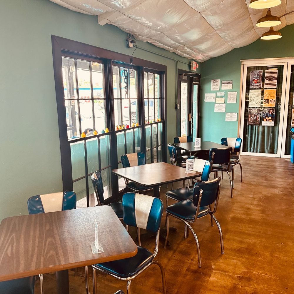 Coffee Shops of Austin: Captain Quacks – Snapdragon Alcove