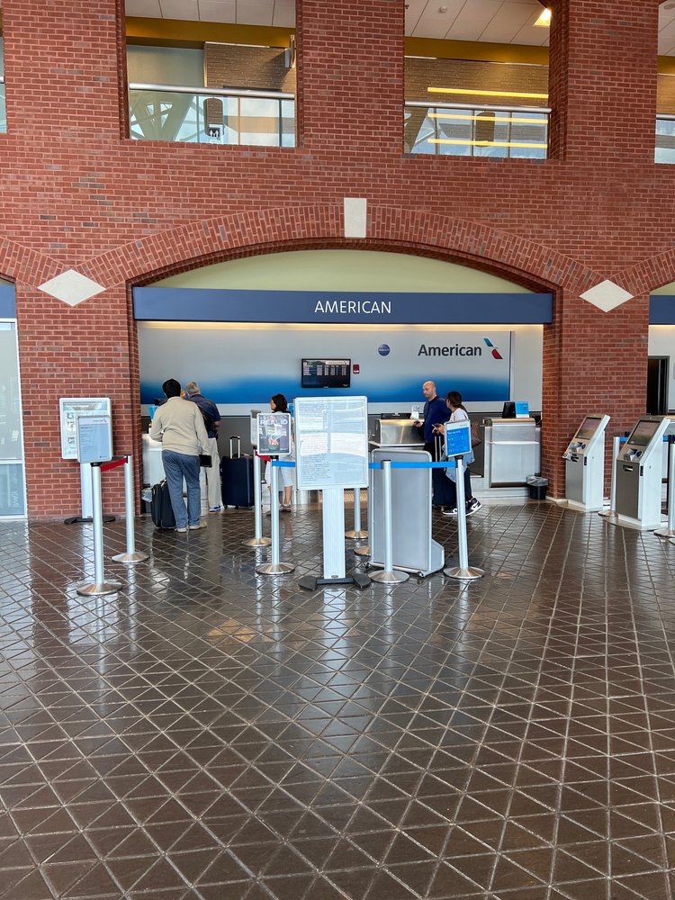 AMERICAN AIRLINES - Updated August 2025 - 5202 Aviation Dr NW, Roanoke ...