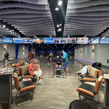 KINGPIN ENTERTAINMENT CENTER - Updated January 2026 - 400 Heivly St ...