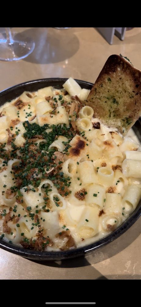 TREEHOUSE - Updated January 2025 - 20 Photos & 19 Reviews - 67-69 ...