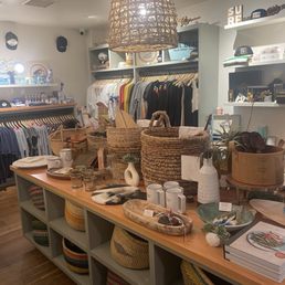 BEACHLIFE GROTTO - Updated July 2025 - 142 Photos & 108 Reviews - 1711 ...