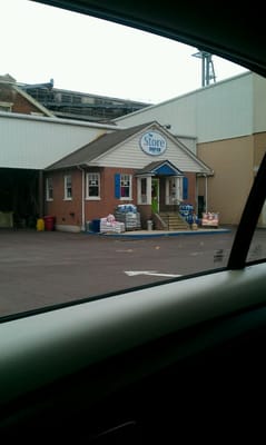 MOYER INDOOR OUTDOOR - Updated October 2025 - 10 Photos & 35 Reviews ...