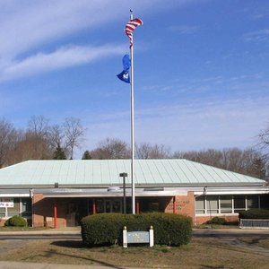 TREDYFFRIN PUBLIC LIBRARY - Updated June 2025 - 18 Photos - 582 Upper ...