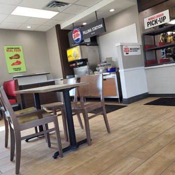 KFC - Updated July 2025 - 10 Reviews - 8456 Michigan Rd, Indianapolis ...